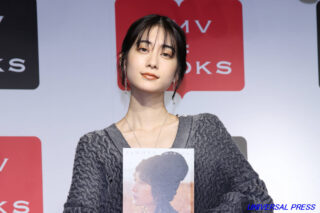 花咲ひより1stDVD＆Blu-ray『開花宣言』を発売！「表現力が開花しました！」 | UNIVERSAL PRESS（ユニバーサルプレス）