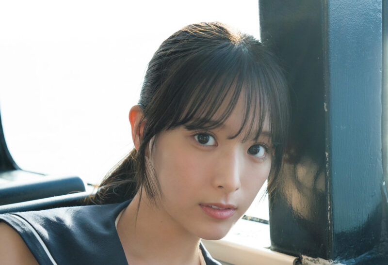 葉月くれあ1st写真集のタイトルが『clarus』に決定！表紙カットが解禁！ | UNIVERSAL PRESS（ユニバーサルプレス）